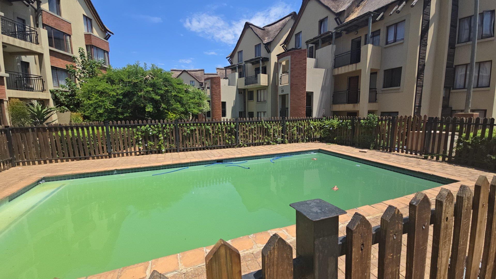 2 Bedroom Apartment / flat for sale in Montana Tuine - 4 ,21 Zambezi ...
