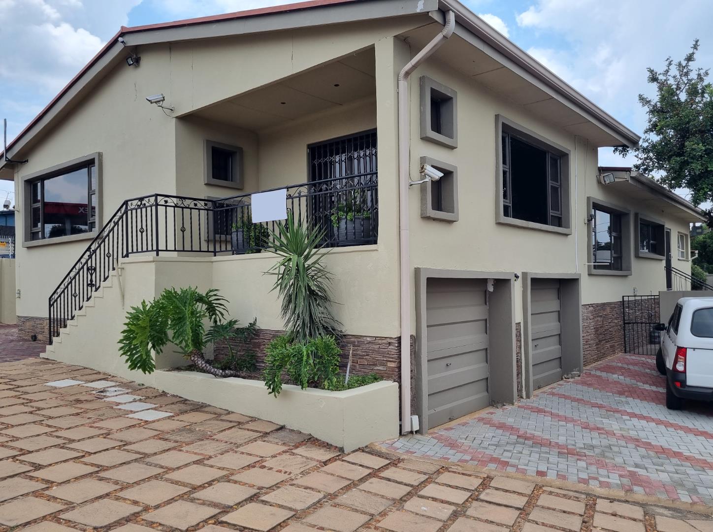 3 Bedroom House for sale in South Crest - 5 Voortrekker Road, South ...