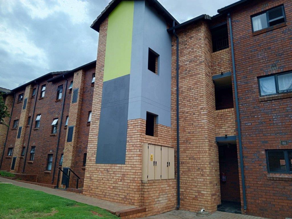 2 Bedroom Apartment / flat for sale in La Montagne - 350 Ss Lemon Tree ...