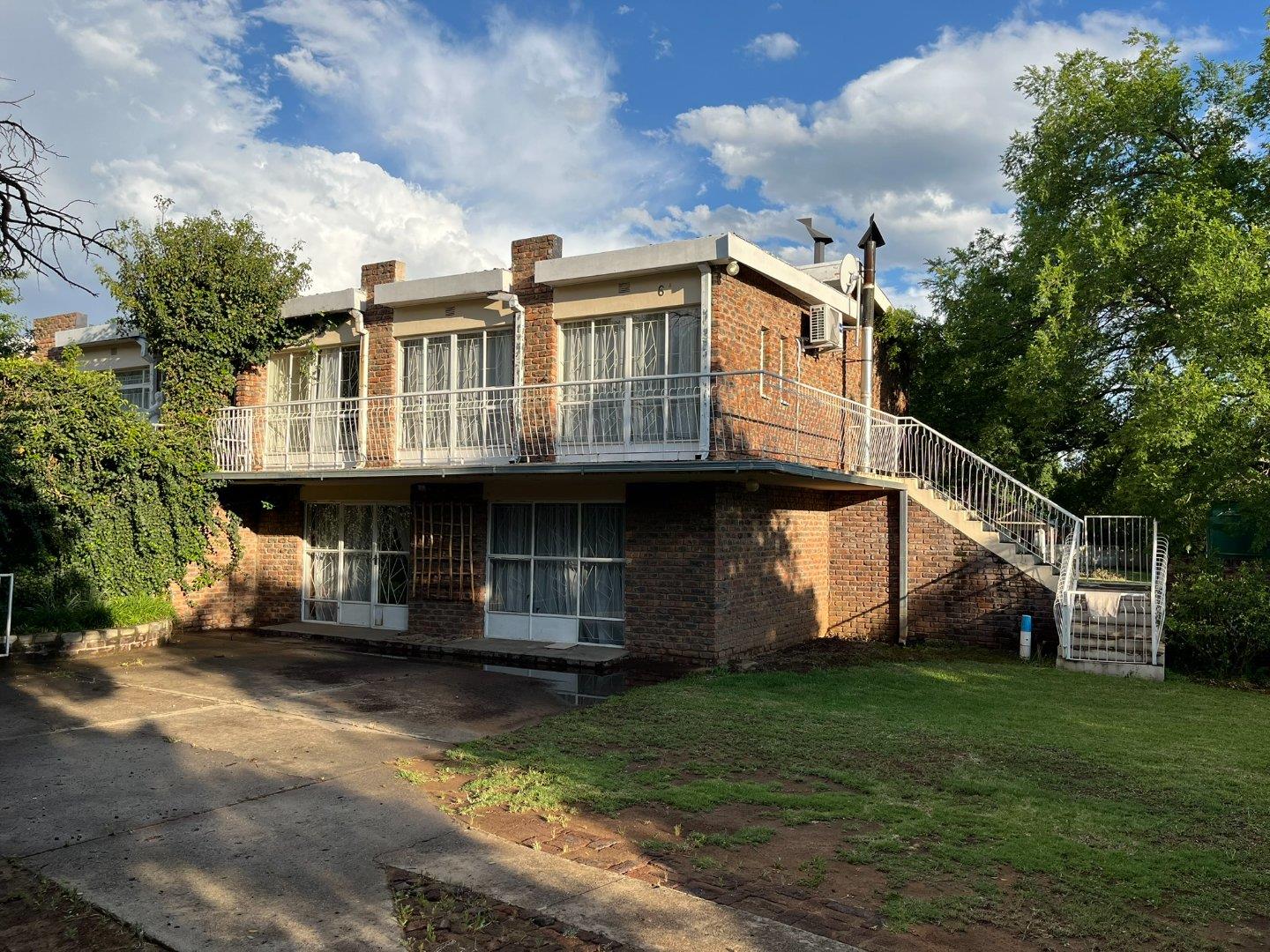 4 Bedroom House for sale in Aliwal North - 6a Louis Botha Avenue ...