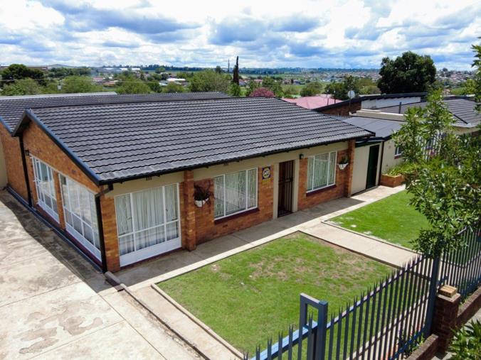 4 Bedroom House for Sale in Tedstoneville