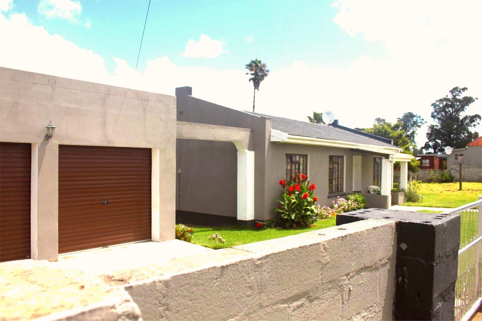 3 Bedroom House for sale in Pacaltsdorp - P24-115432069