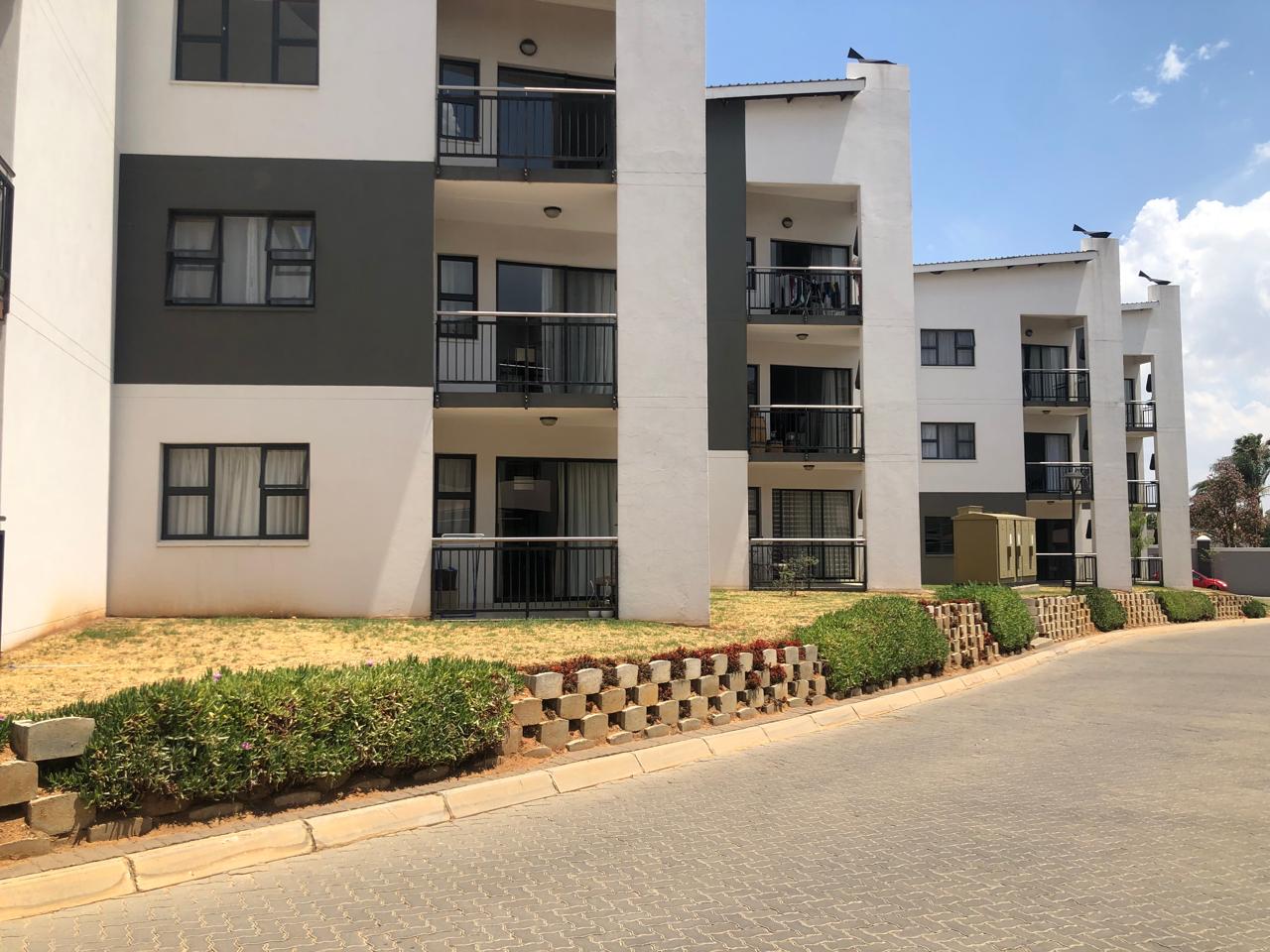 2 Bedroom Apartment / flat to rent in Elarduspark - P24-116198646