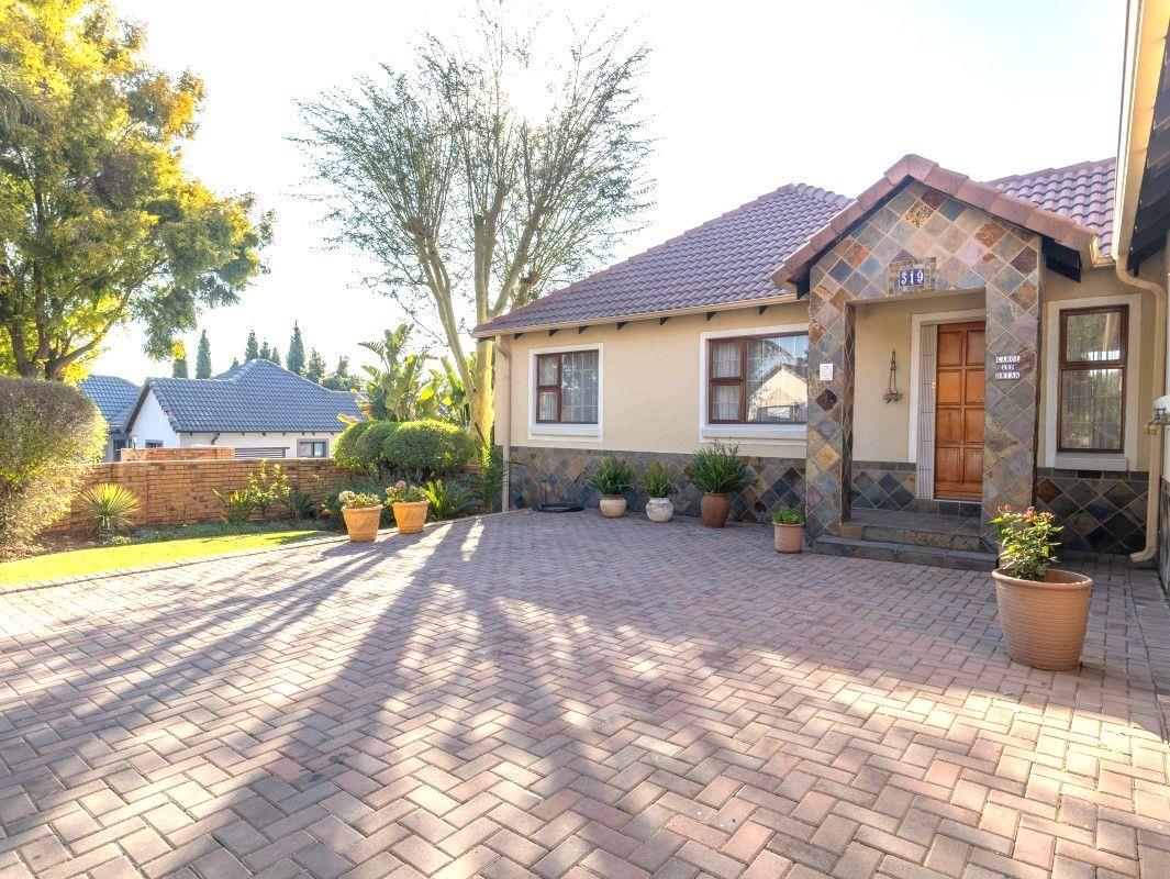 Houses for sale in Edenvale : Edenvale Property : Property24.com