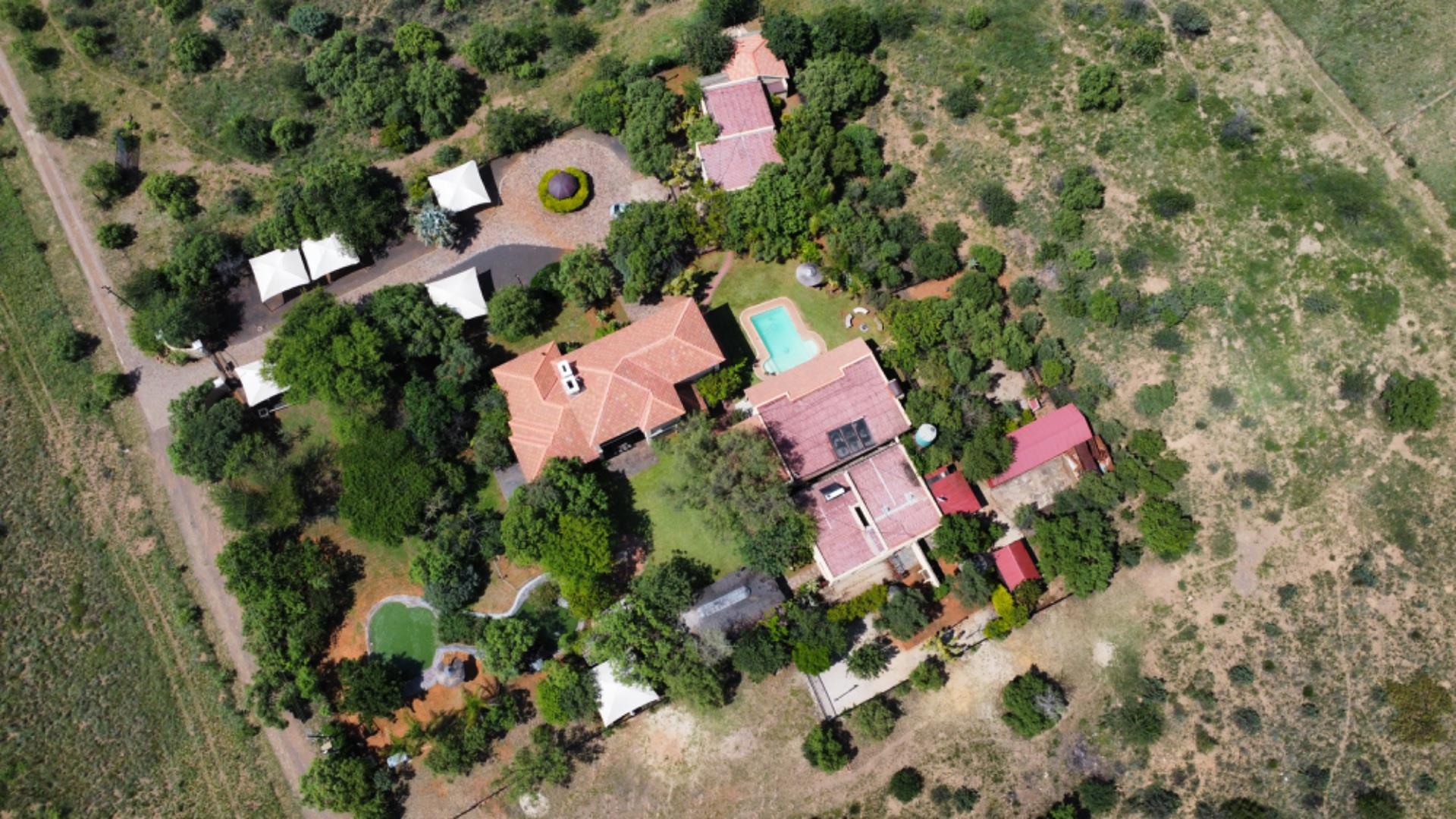 Farm for sale in Broederstroom - P24-115490968