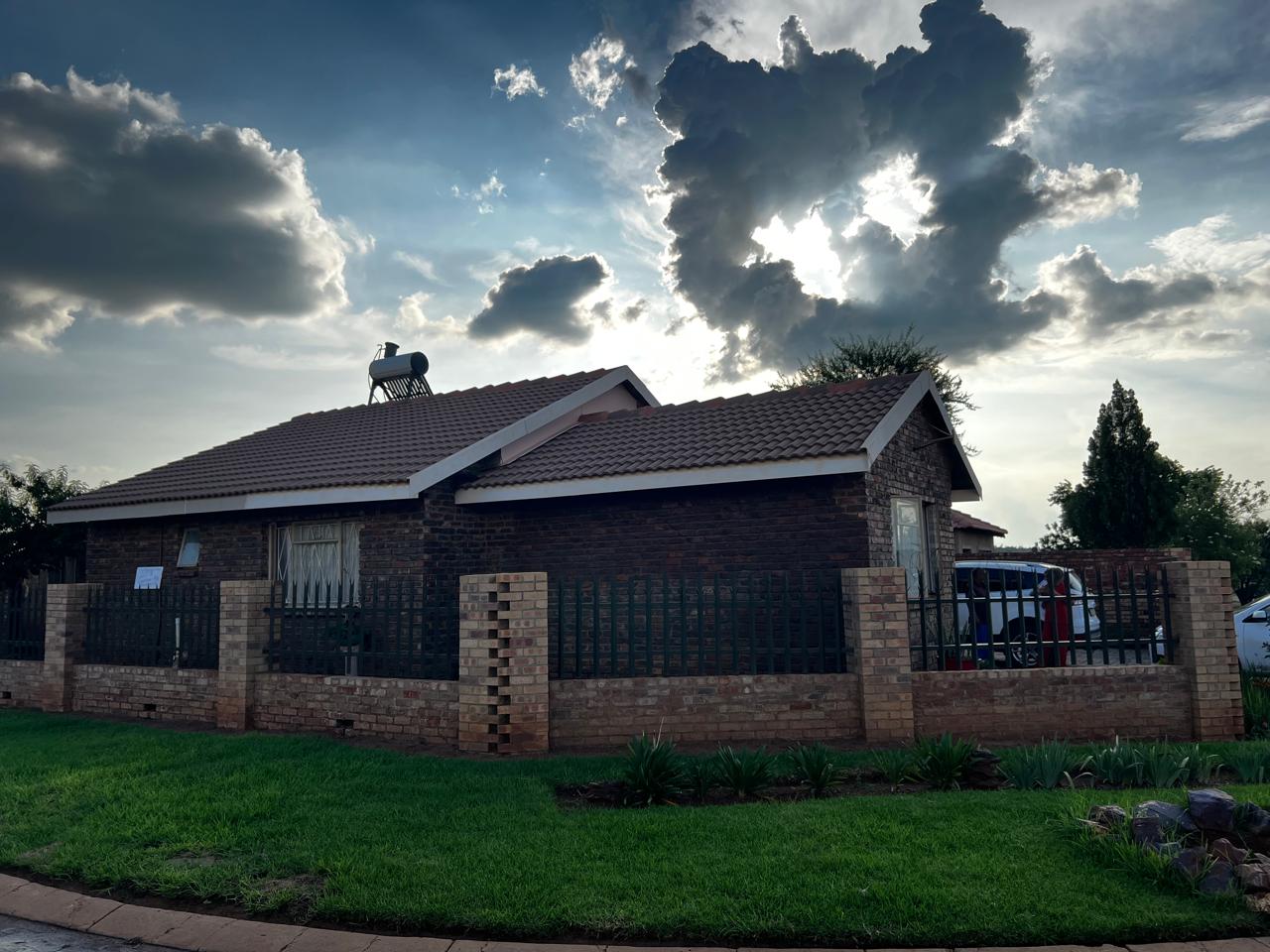 Promosa Property : Property and houses for sale in Promosa : Property24.com