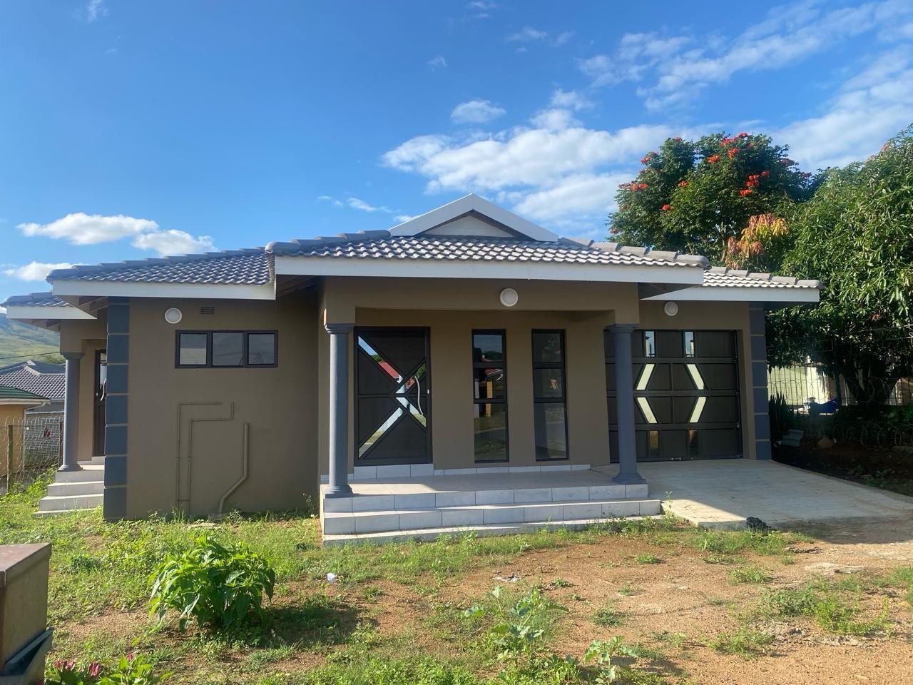 4 Bedroom House for sale in Ulundi - P24-115530843