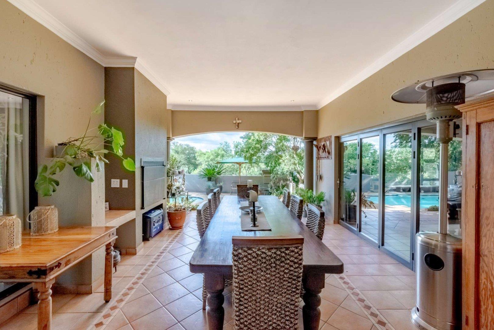 4 Bedroom House for sale in Featherbrooke Estate - 445 Lyster Street ...