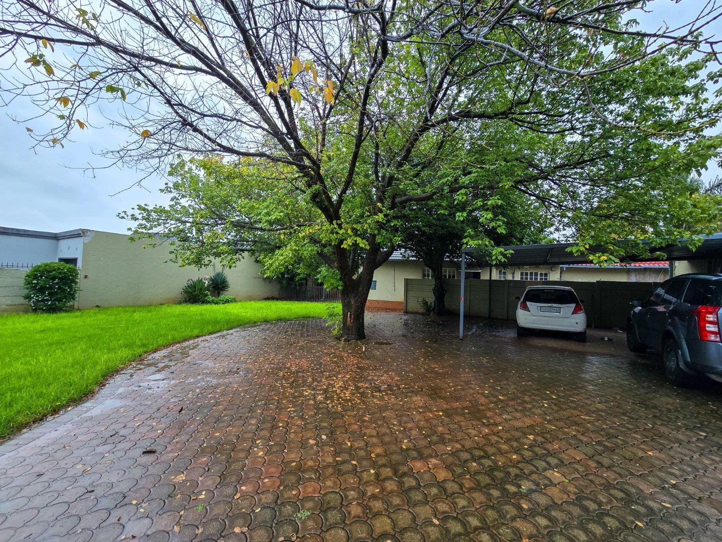 3 Bedroom House for sale in Greenhills - 46 Raven Road - P24-115610932