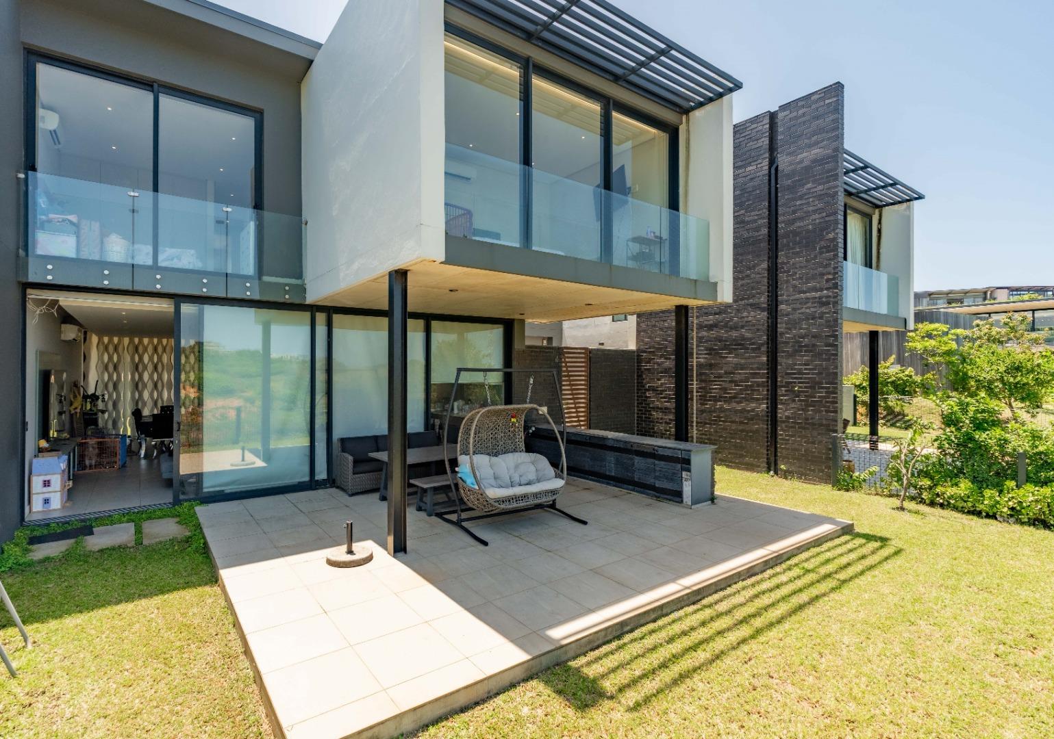 4 Bedroom House for sale in Sibaya Precinct - P24-115669095