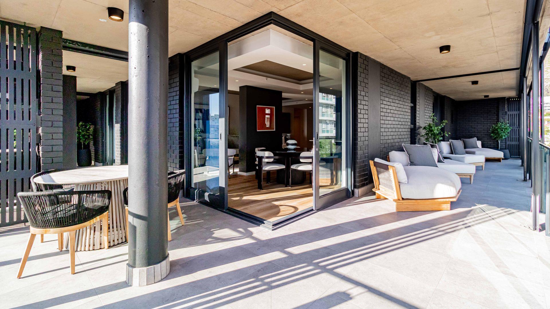 3 Bedroom Apartment / flat for sale in Sea Point - P24-116230924