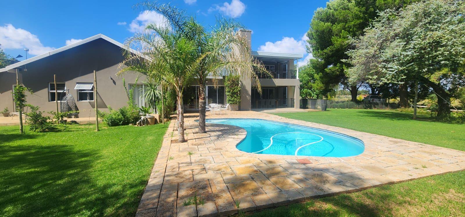 Farm for sale in Quaggafontein - P24-115754075