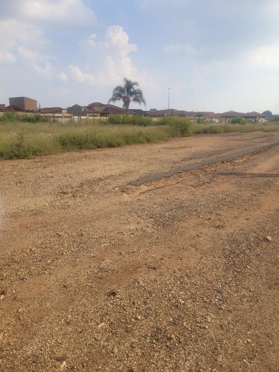 Vacant land / plot for sale in Spruit View - P24-115761254