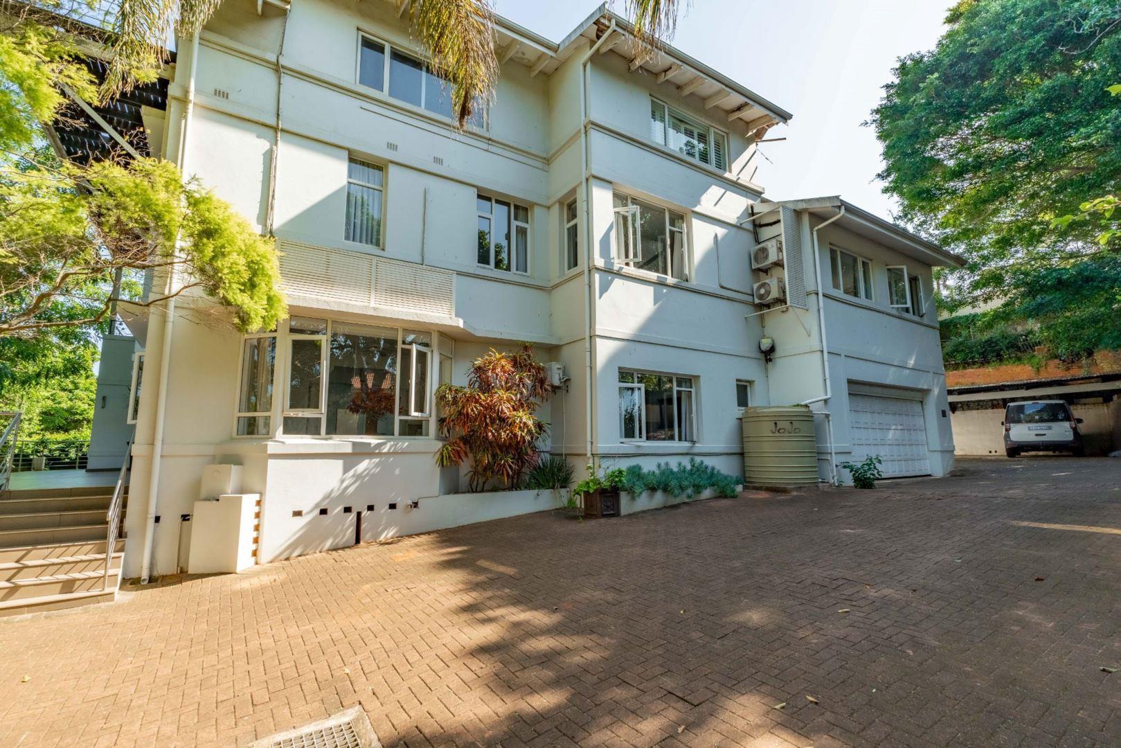 7 Bedroom House for sale in Durban North - P24-115779999