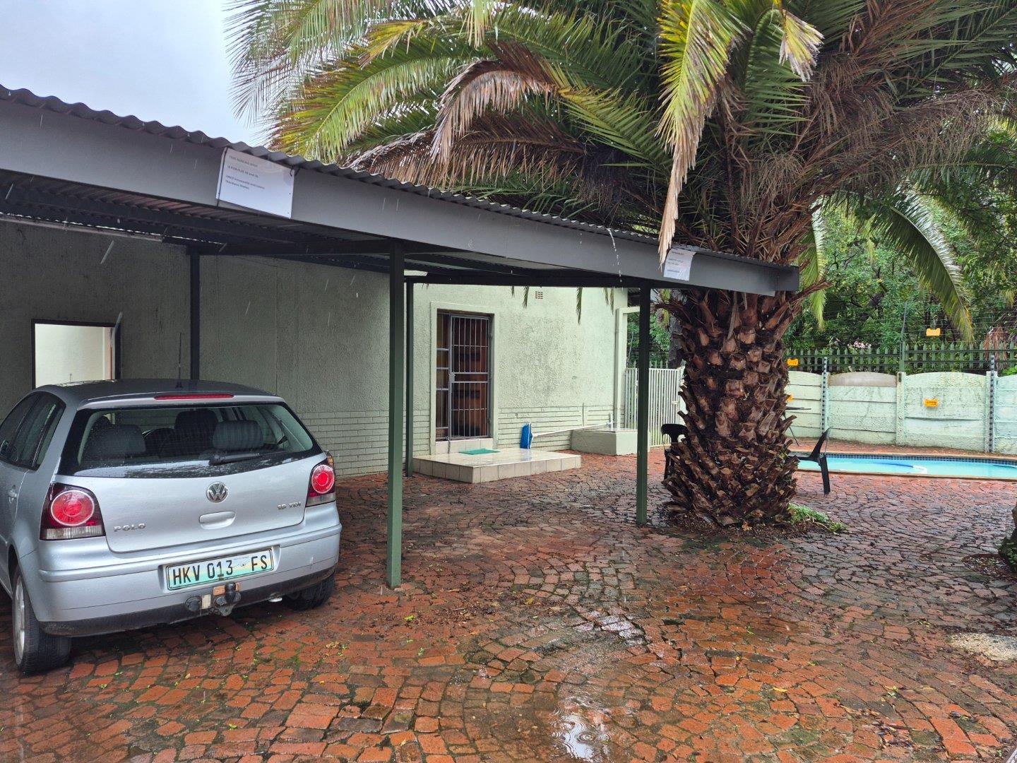 2 Bedroom Apartment / flat to rent in Bult West - P24-116690155