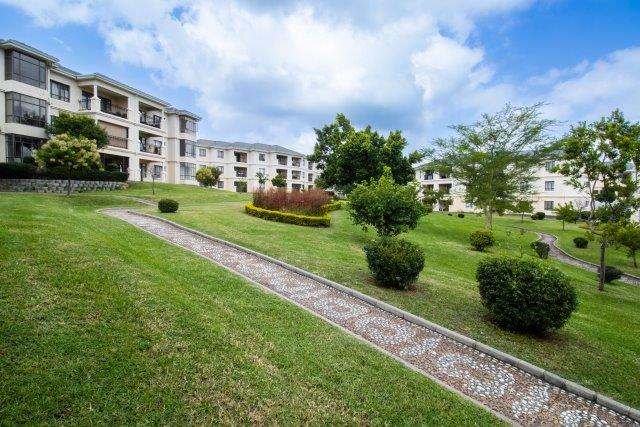 2 Bedroom Apartment / flat for sale in Summerset - P24-115832887