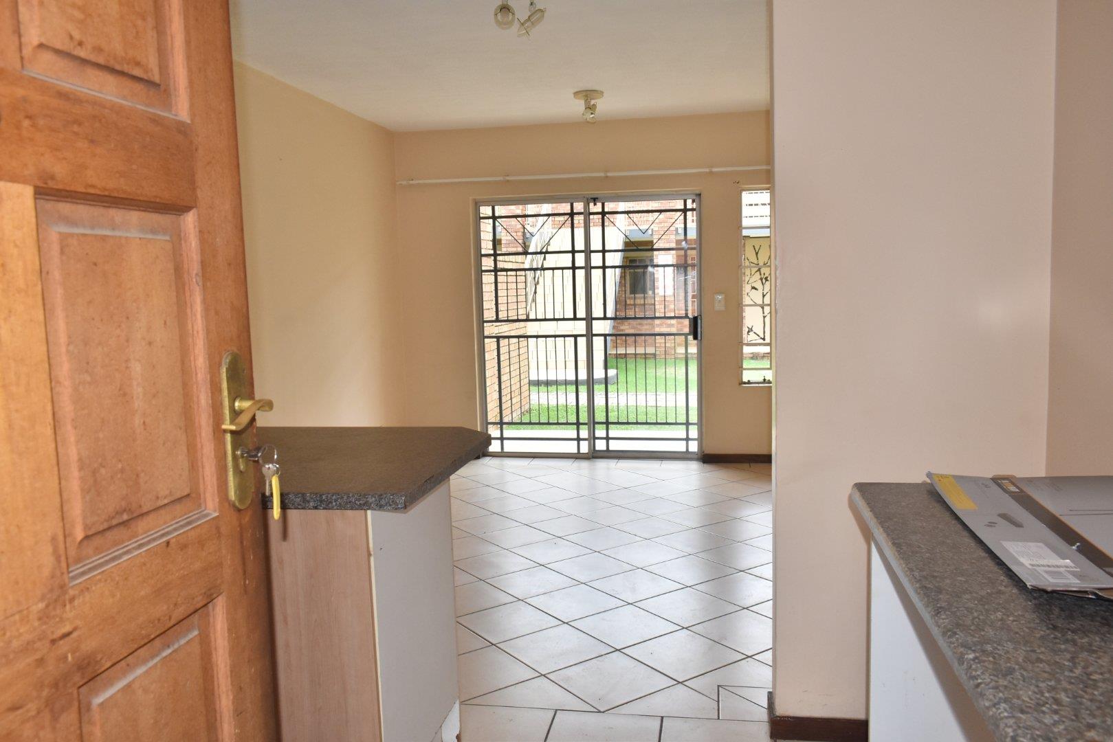 Wonderpark Estate Property : Apartments / flats to rent in Wonderpark ...