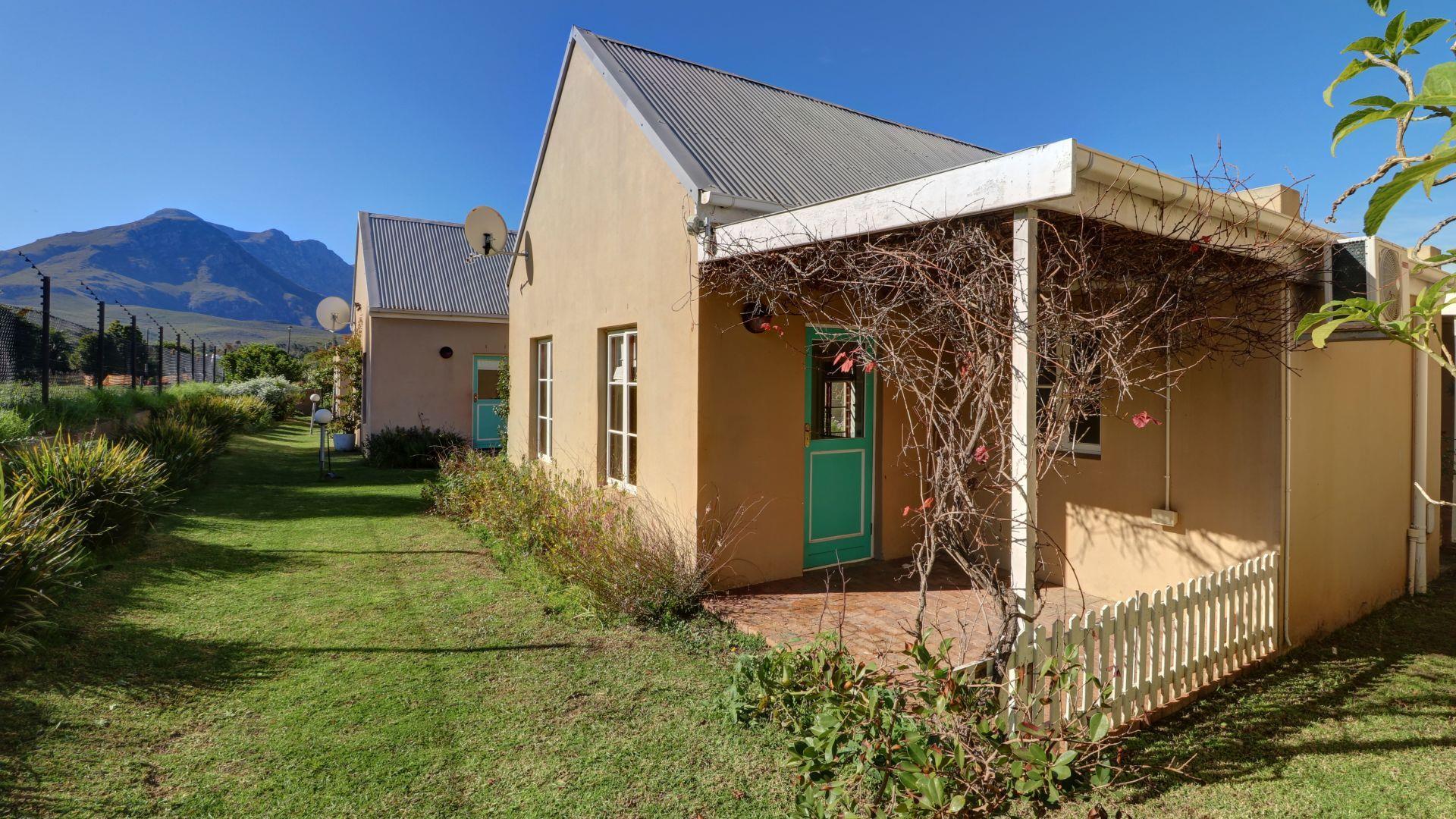 2 Bedroom Apartment / flat for sale in Greyton - 7 The Mews, 7 Van ...