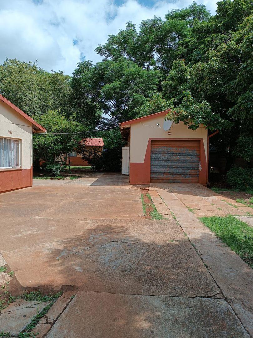 3 Bedroom House for sale in Mooinooi - P24-115894580