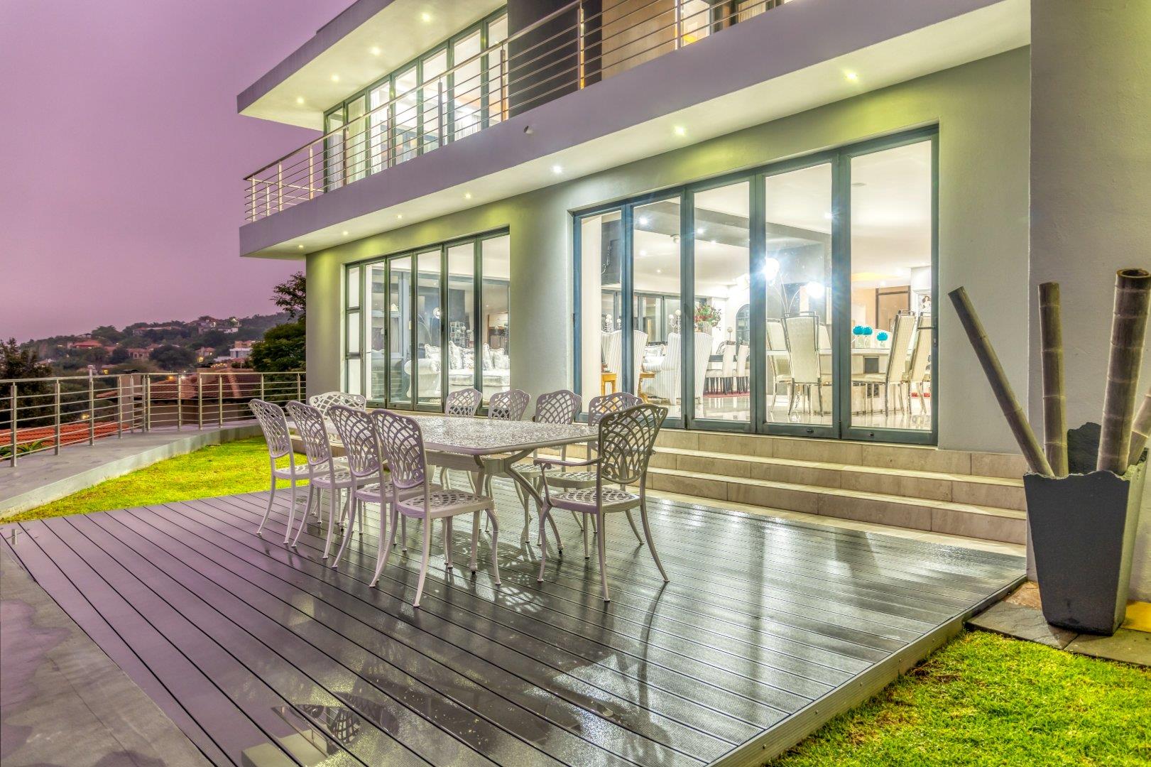 4 Bedroom House for sale in Featherbrooke Estate - 1220 Crows Nest ...