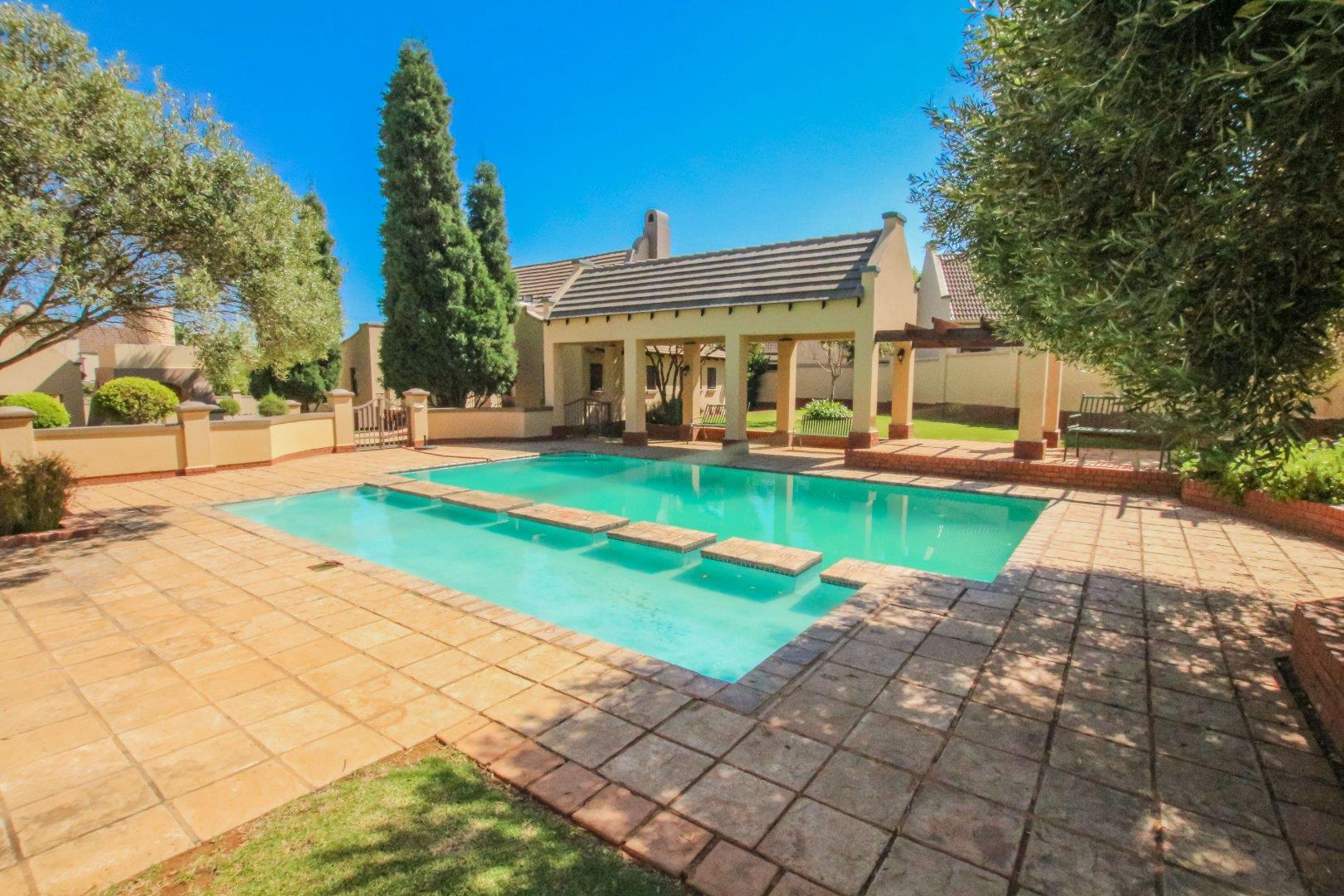 3 Bedroom Townhouse for sale in Boardwalk Meander - 26 Meander Avenue ...