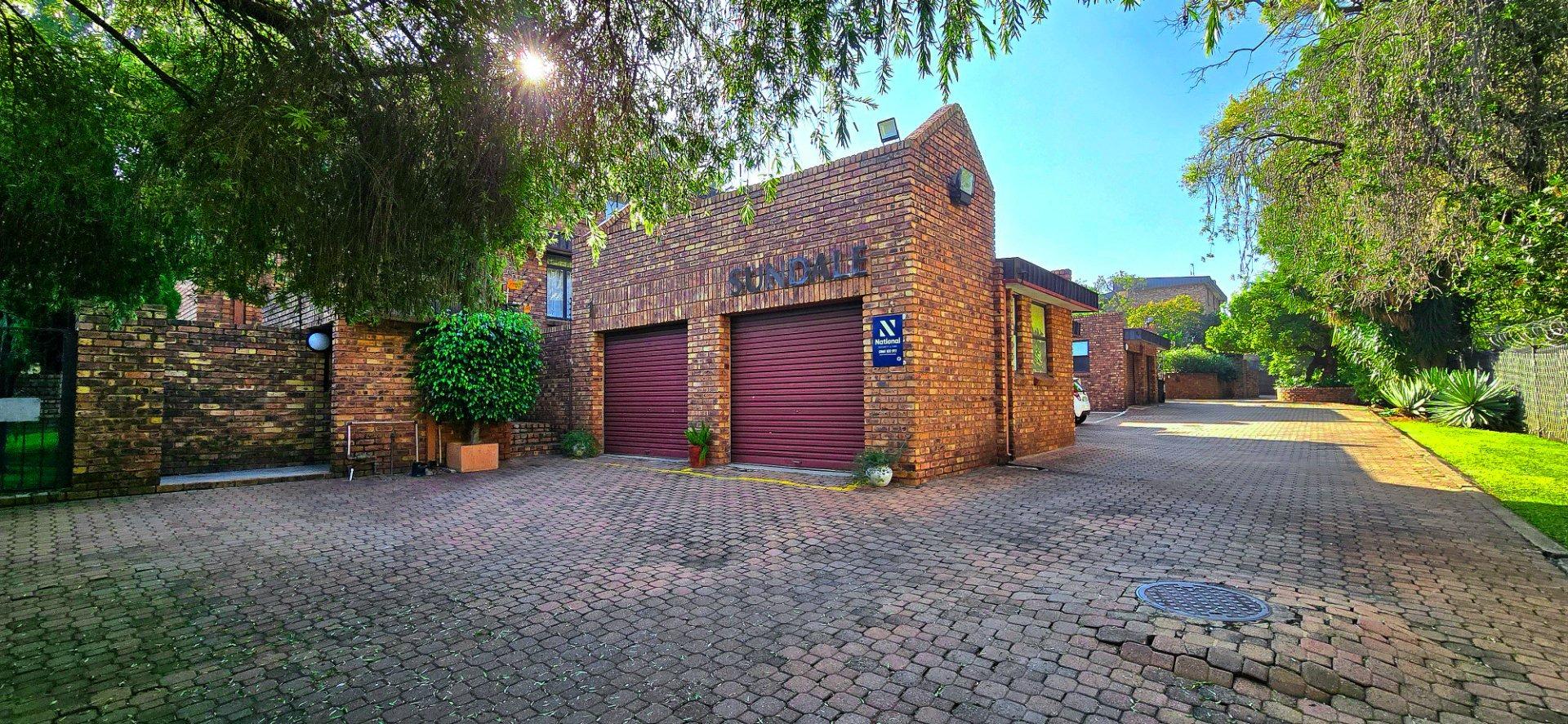 Menlyn Property : Townhouses for sale in Menlyn : Property24.com