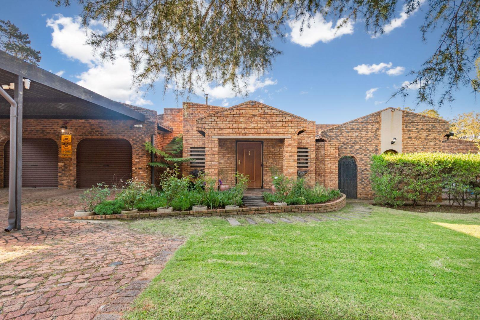 3 Bedroom House for sale in Atlasville - P24-115960361