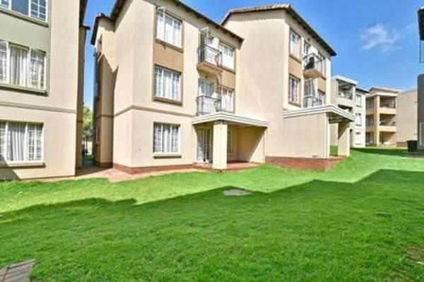 Meredale Property : Property and houses for sale in Meredale ...