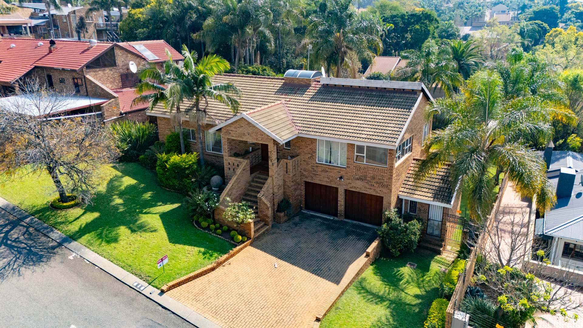 4 Bedroom House for sale in Moreleta Park - P24-115972505
