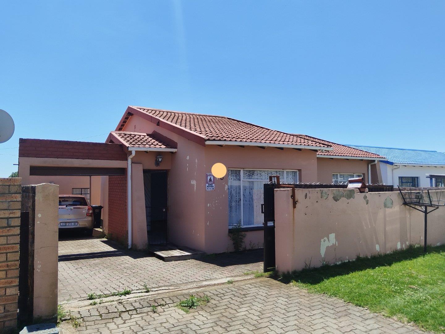 3 Bedroom House for sale in Tyu Tyu North - P24-115975653