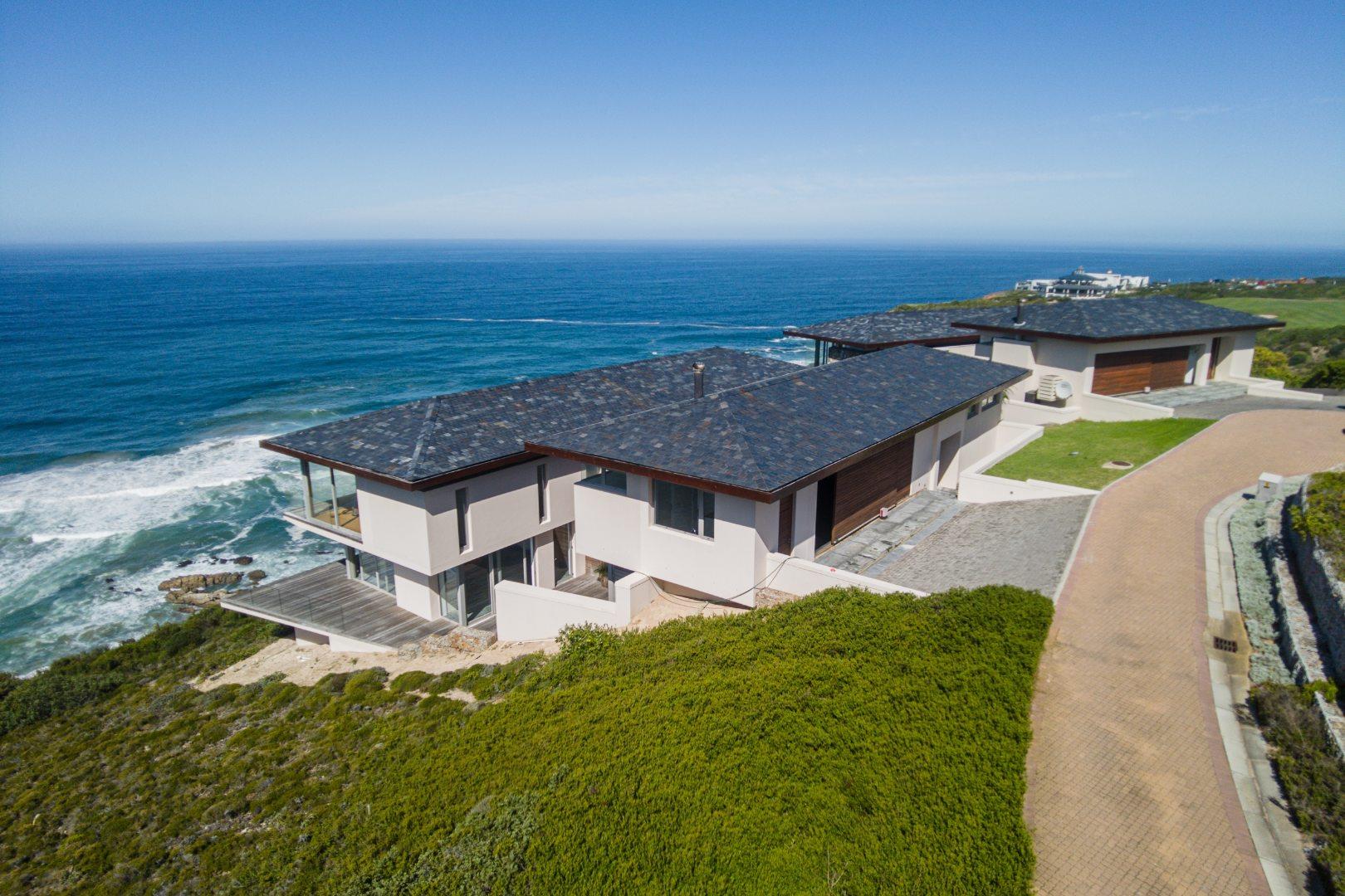 5 Bedroom House for sale in Pinnacle Point Golf Estate - P24-115991790