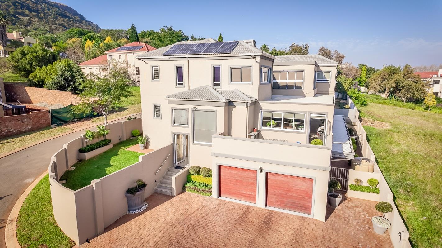 6 Bedroom House for sale in Kosmos Ridge - 224 Spotted Eagle - P24 ...