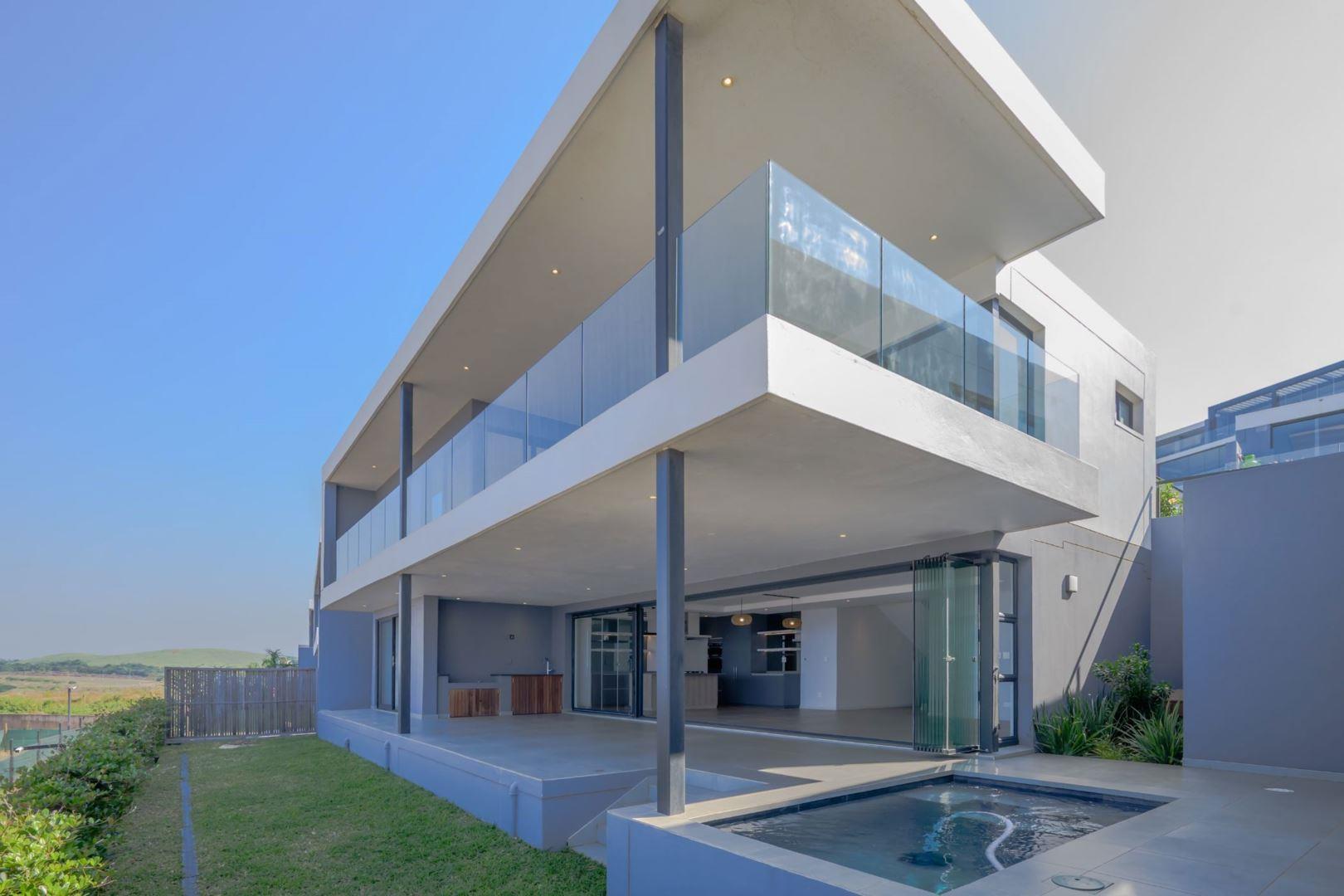 4 Bedroom House for sale in Sibaya Precinct - P24-116000376