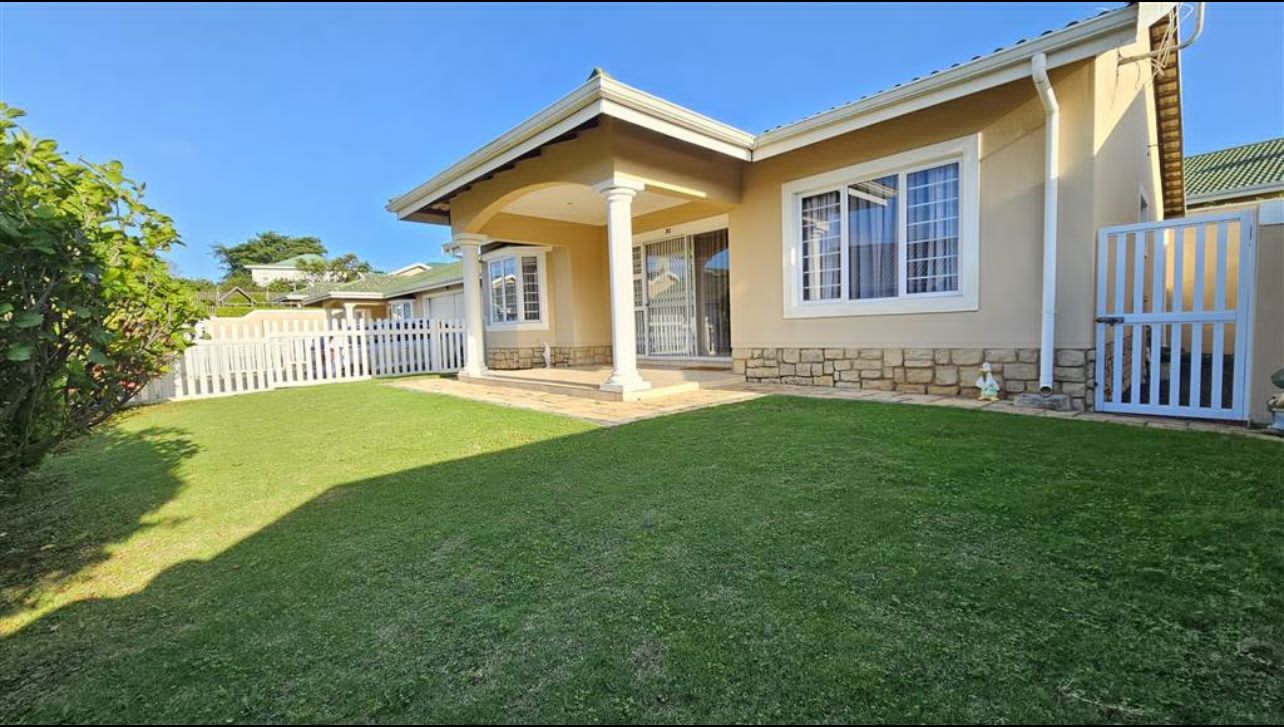 3 Bedroom House for sale in Mount Edgecombe - P24-116020335