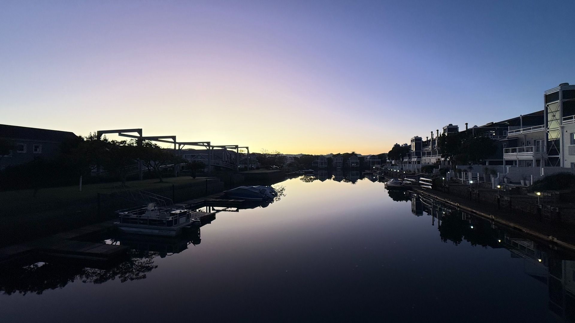 2 Bedroom House to rent in Thesen Islands - P24-116034859