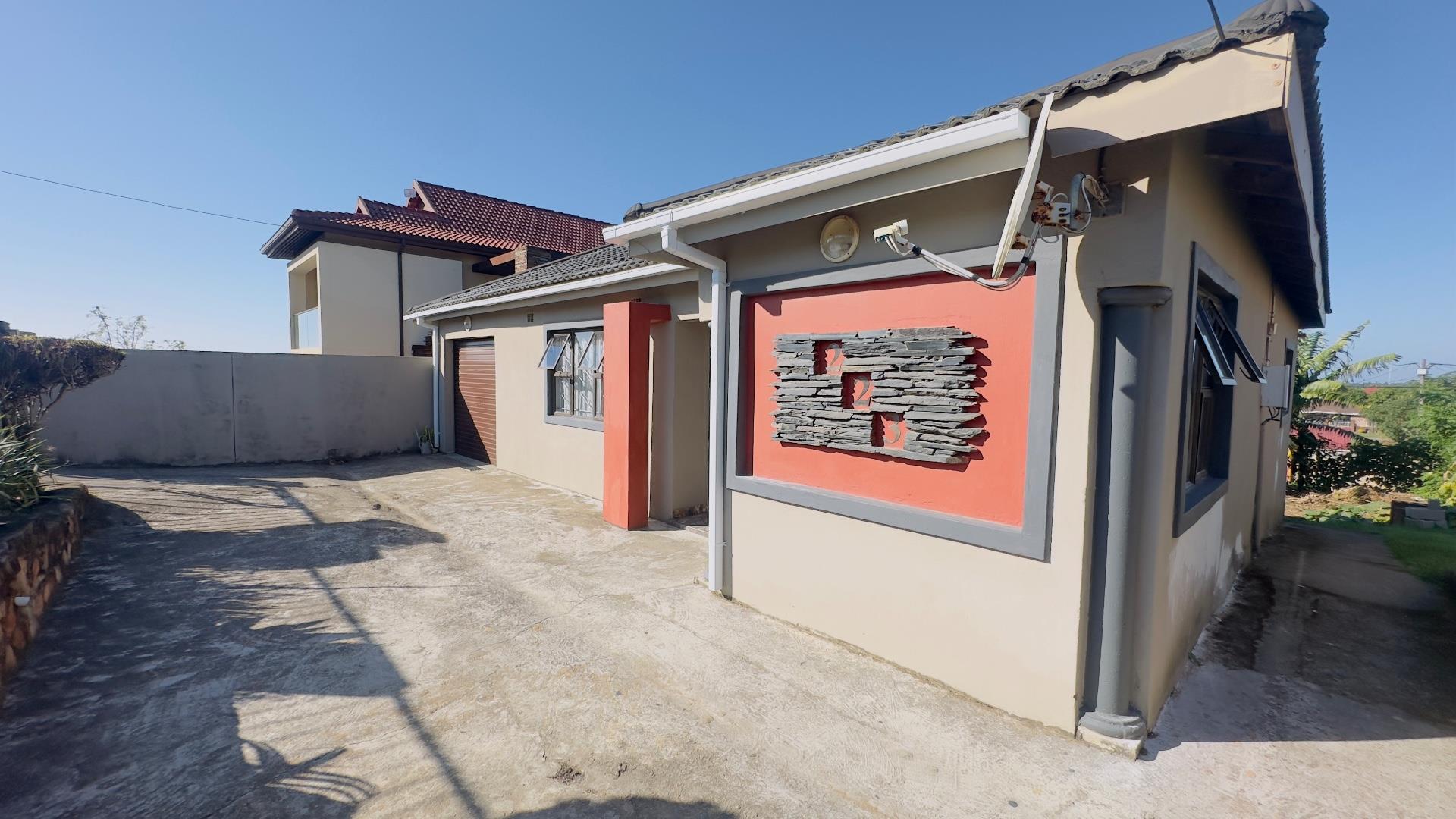 3 Bedroom House for sale in Gamalakhe - P24-116040699