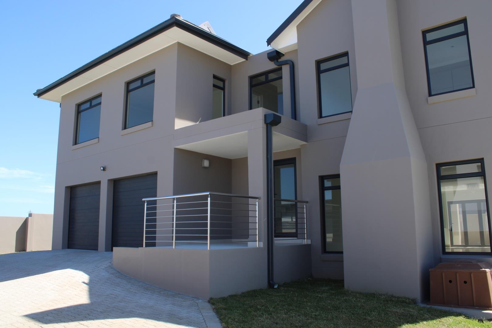 4 Bedroom House for sale in Kidds Beach - 45 Yellow Wood Drive - P24 ...