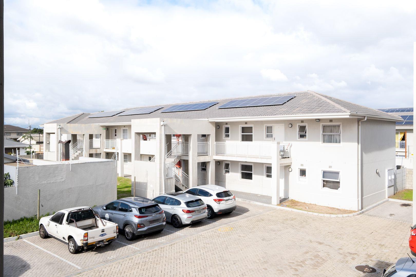 3 Bedroom Apartment / flat for sale in Cravenby - P24-116056809