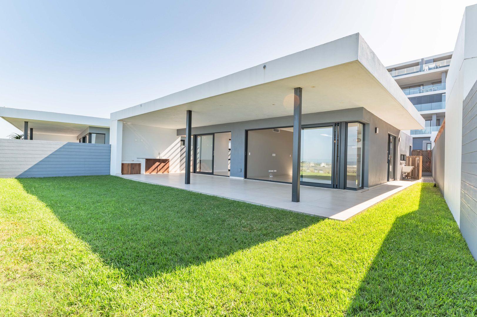 4 Bedroom House for sale in Sibaya Precinct - P24-116058125