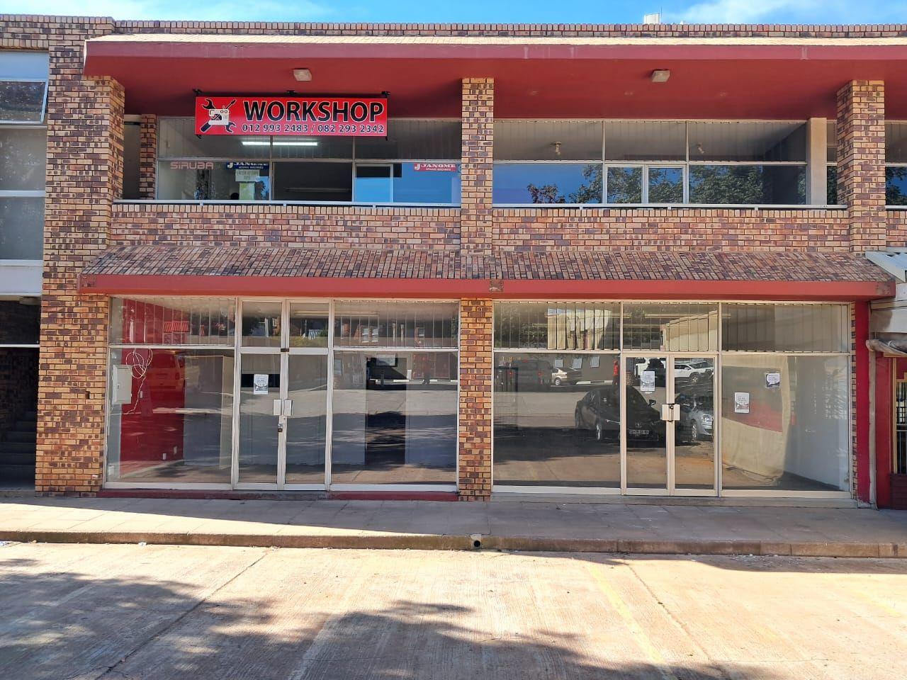 Commercial property to rent in Constantia Park - P24-116063381