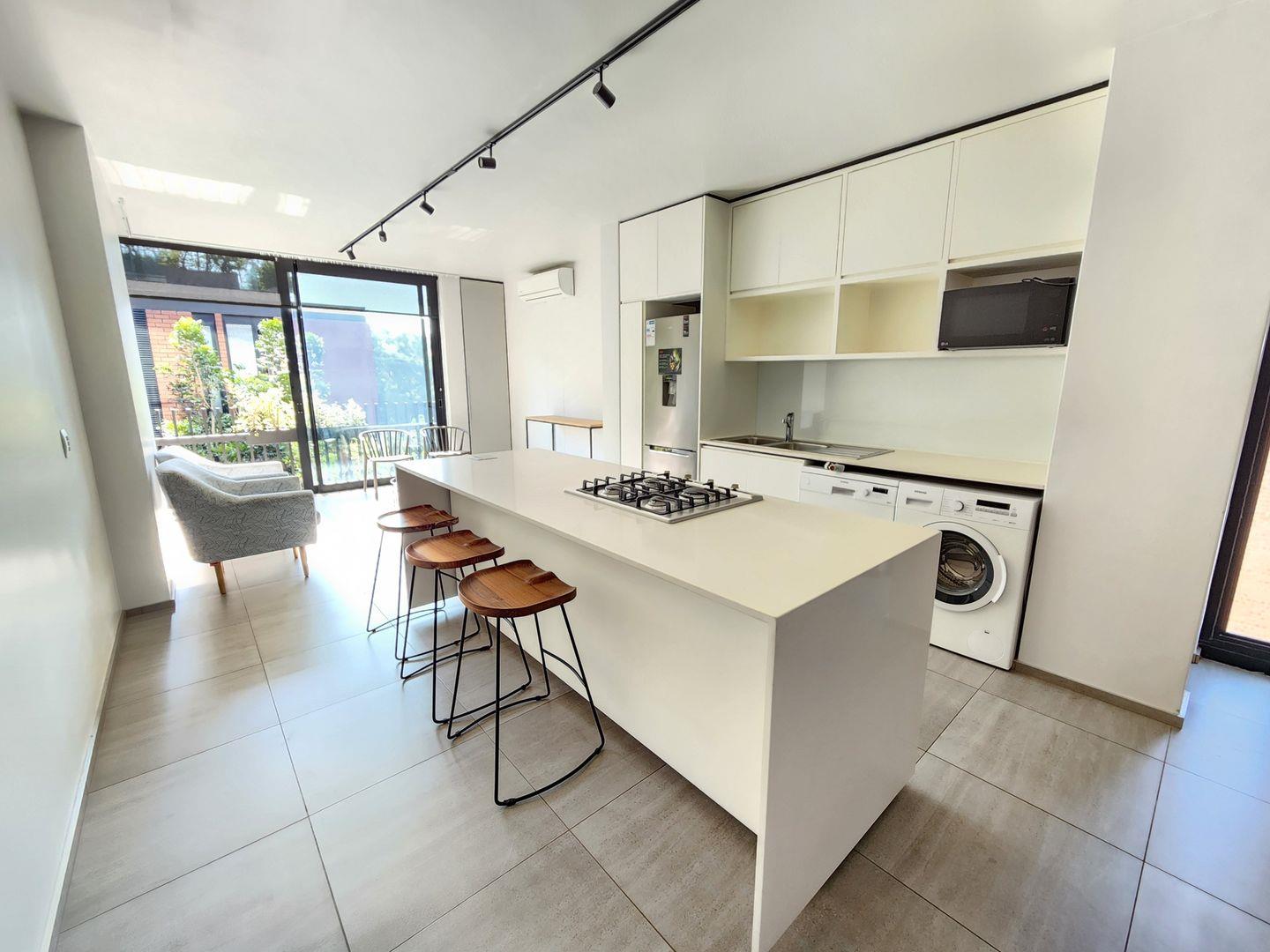 3 Bedroom Apartment / flat for sale in Nieuw Muckleneuk - 99 Roundabout ...