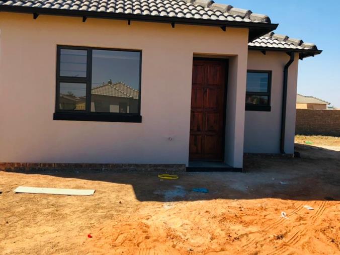 2 Bedroom House for Sale in Soshanguve East Ext 4