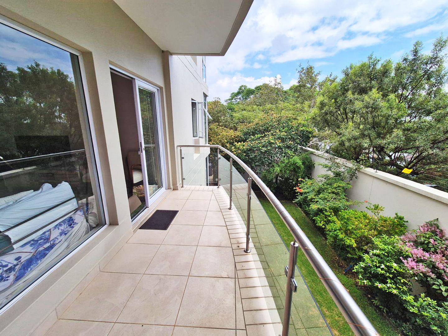 2 Bedroom Apartment / flat for sale in Parktown North - P24-115726352