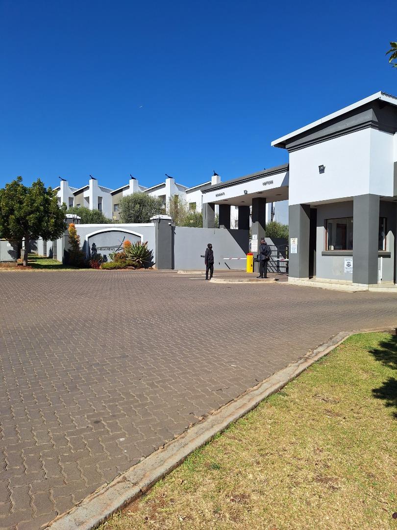 2 Bedroom Apartment / flat to rent in Elarduspark - P24-116090674