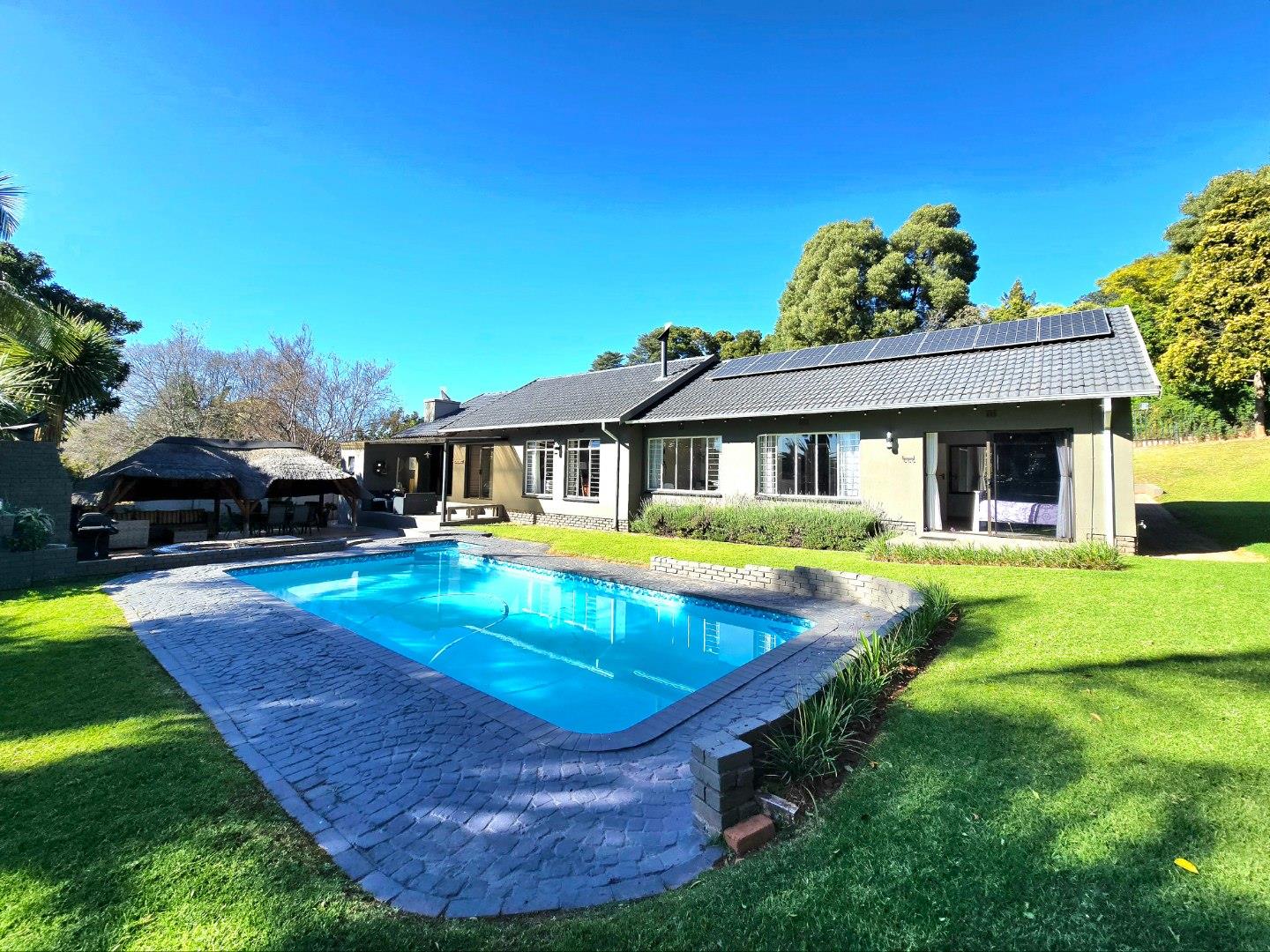 3 Bedroom House for sale in Roodekrans - 3 Kruisbessie Avenue - P24 ...