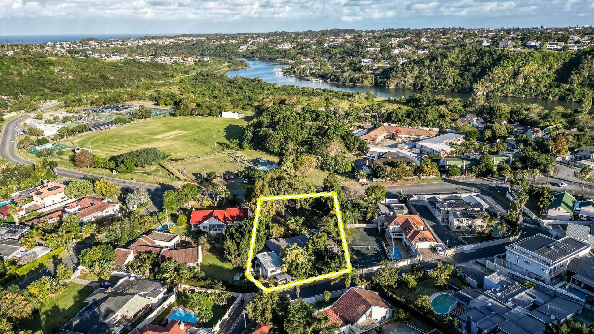 3 Bedroom House for sale in Beacon Bay - P24-116090752