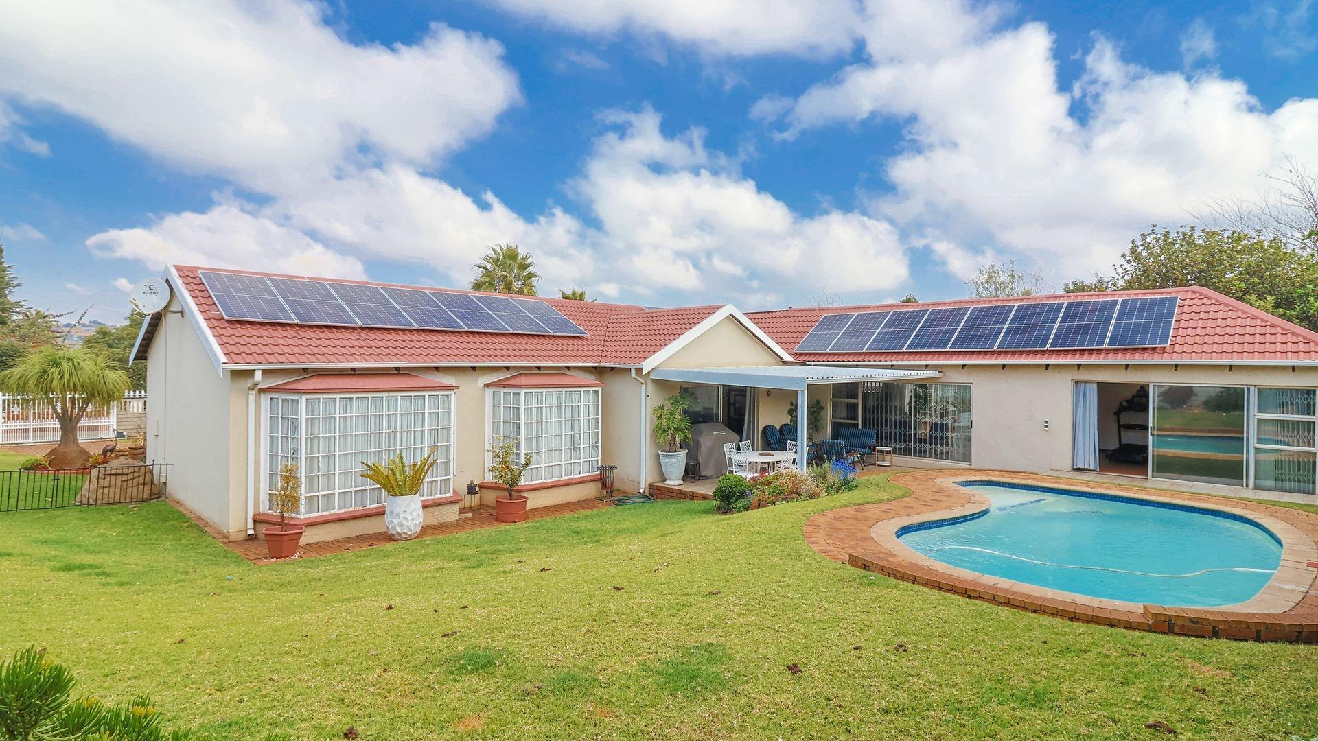 Houses for sale in Roodepoort : Roodepoort Property : Property24.com