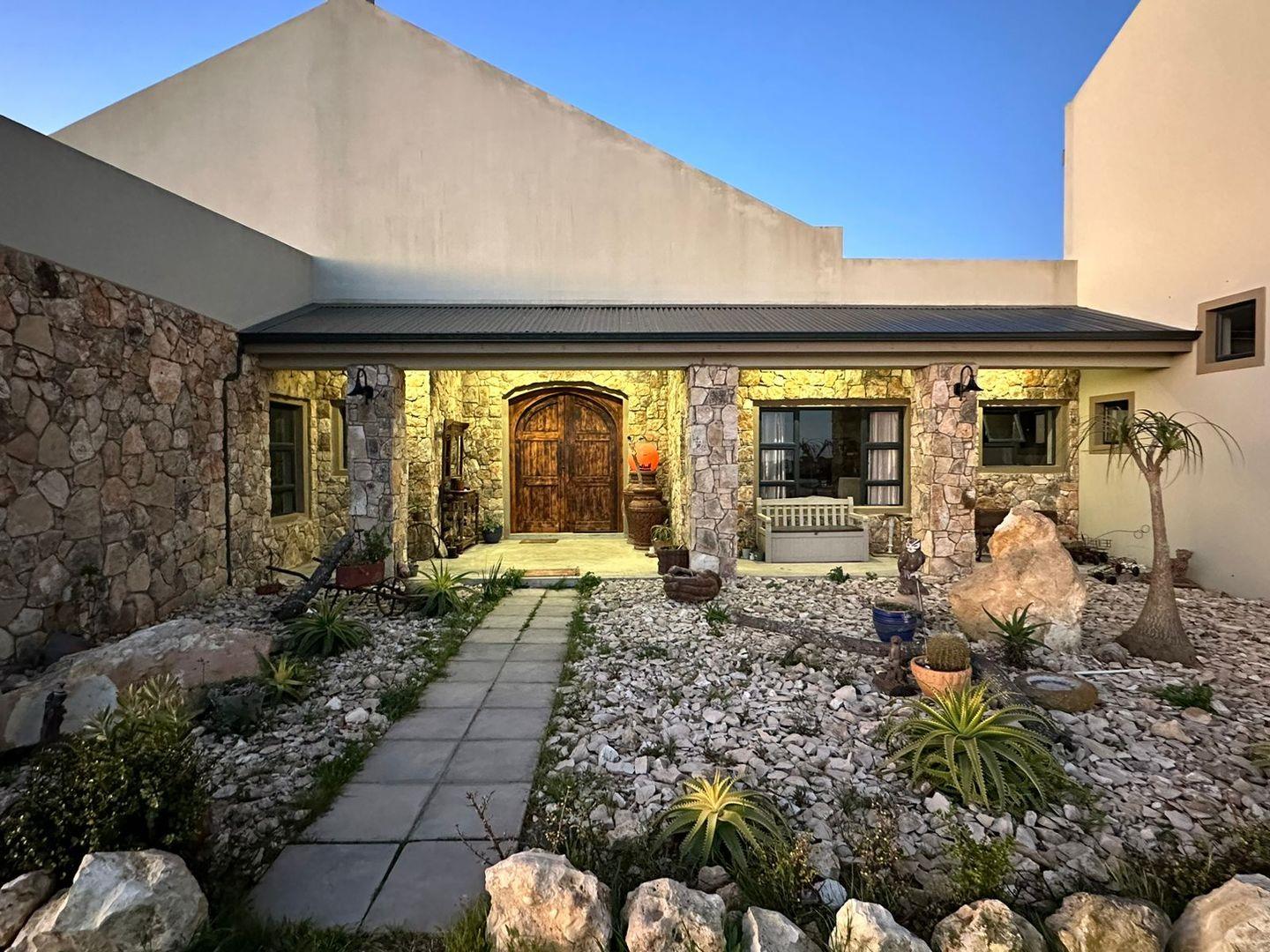 Farm for sale in Stilbaai Oos - P24-116102012