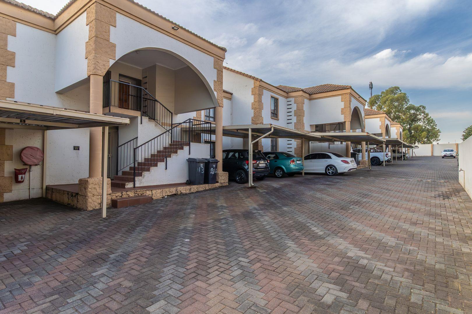 Robindale Property : Property and houses for sale in Robindale ...