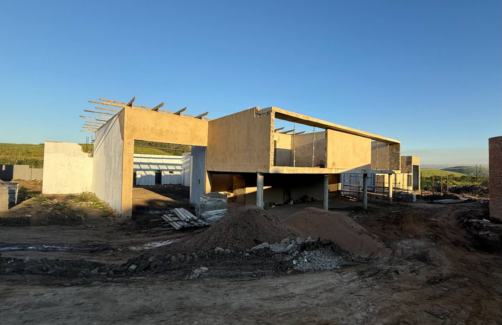 Commercial property for sale in Umhlali - P24-116105958